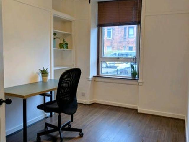 Room at Gadie Street, Glasgow
