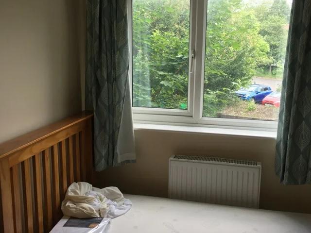 Room at Galahad Close, Test Valley