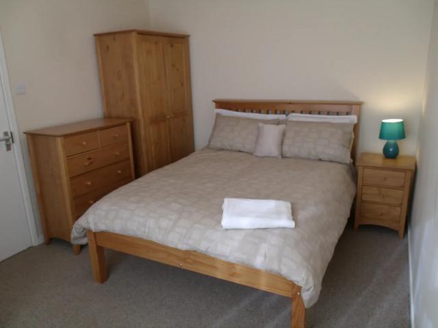 Room at Galahad Close, Test Valley