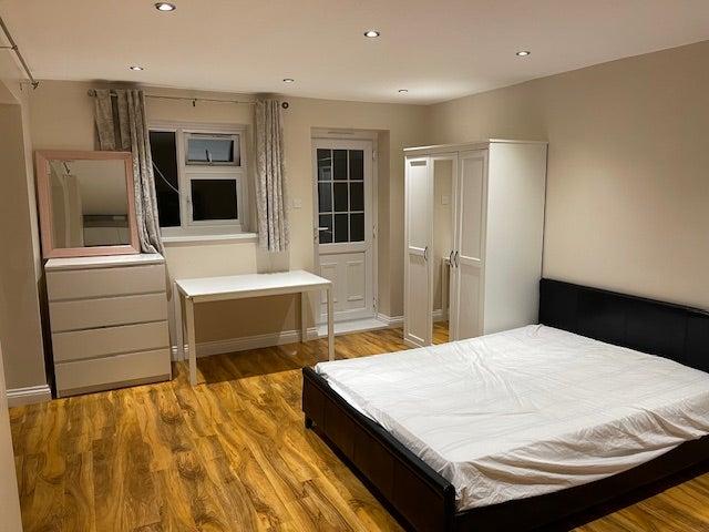 Room at Gales Drive, Crawley
