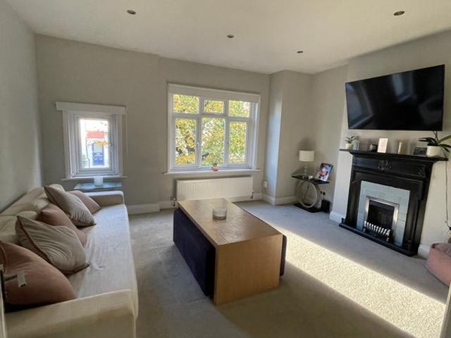 Room at Gassiot Road, Greater London