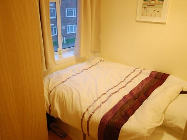 Room at Gap Road, Greater London