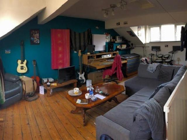 Room at Garden Street, Calderdale