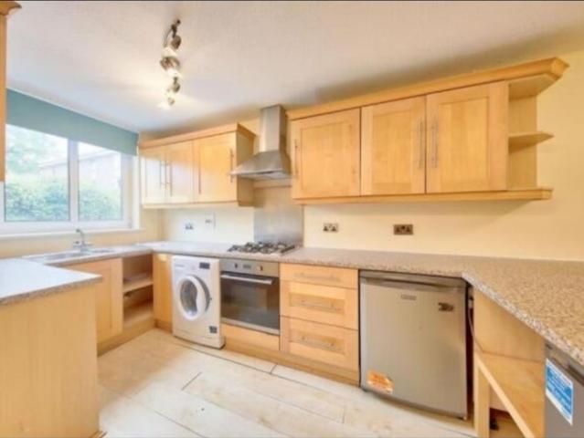 Room at Garratt Lane, Greater London