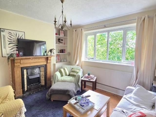 Room at Garratt Lane, Greater London