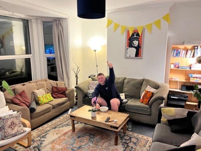 Room at Gateley Road, Greater London