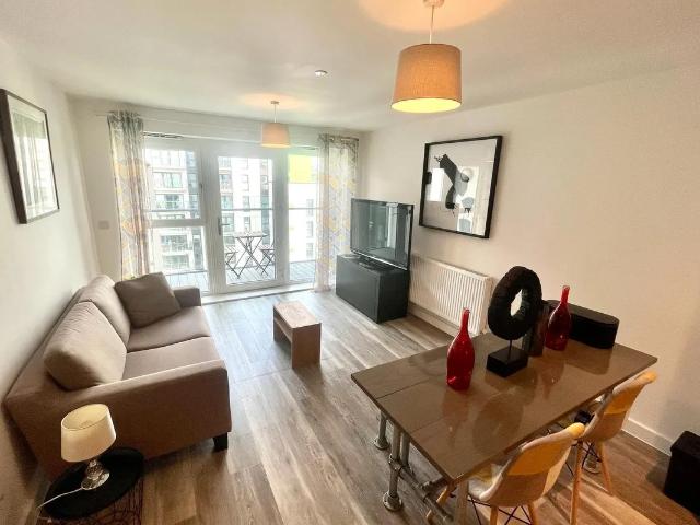 Room at Geoffrey Watling Way, Norwich