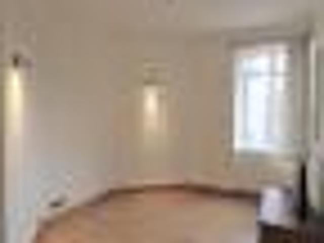 Room at George Street, City of Westminster