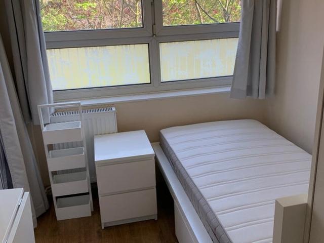 Room at Gerridge Street, Greater London