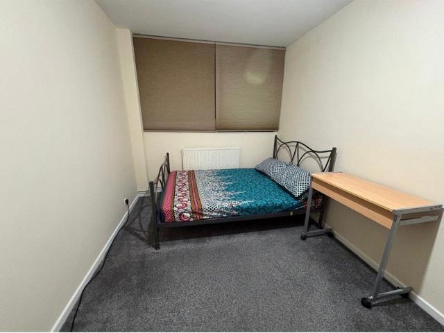 Room at Gerridge Street, Greater London