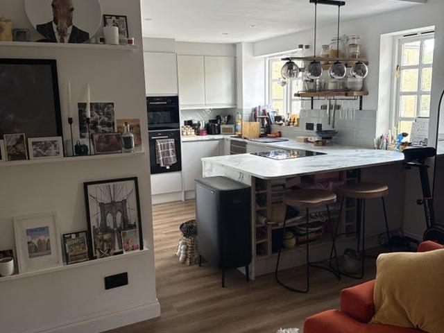 Room at Gilbert Close, Greater London
