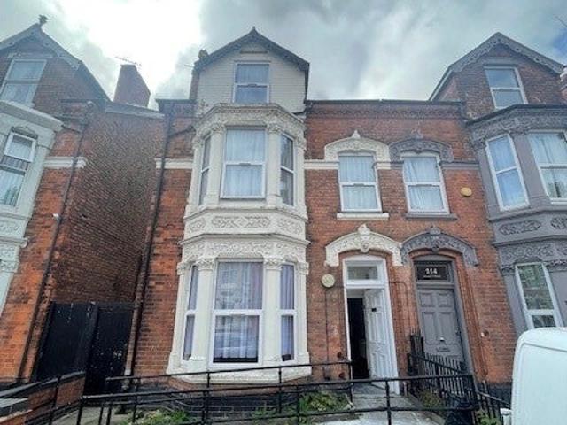 Room at Gillott Road, Birmingham