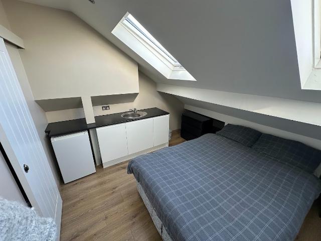 Room at Gilroy Road, Liverpool