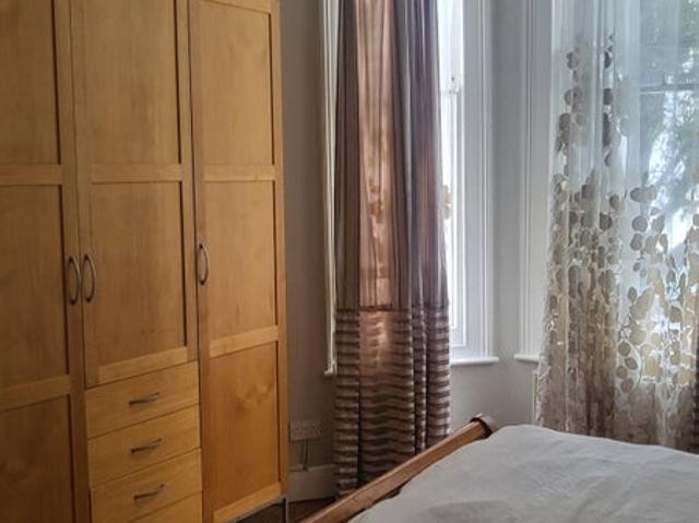 Room at Girdlers Road, Greater London