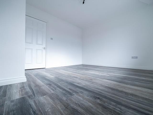 Room at Gittens Close, Greater London