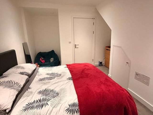 Room at Glade Walk, Greater London