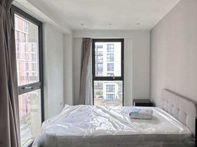 Room at Glade Walk, Greater London