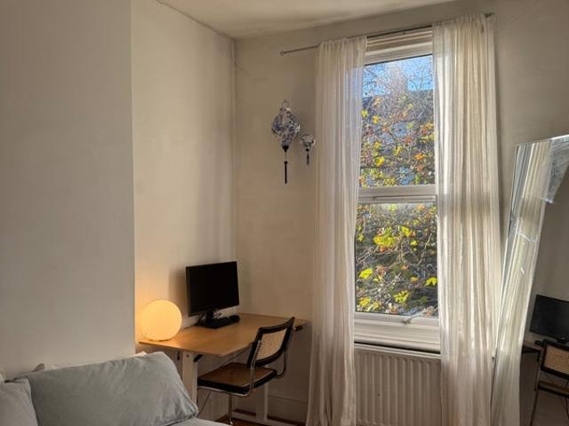 Room at Glading Terrace, Greater London