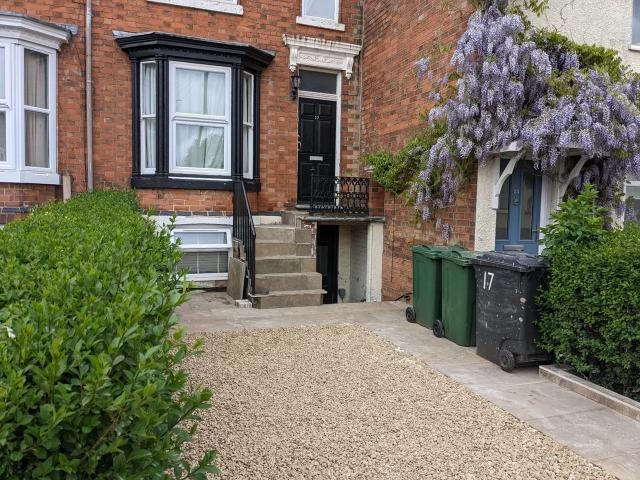 Room at Gladstone Avenue, Charnwood