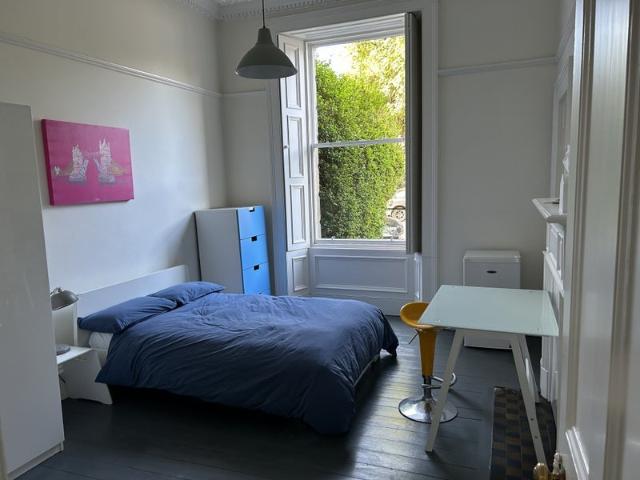 Room at Gladstone Place, City of Edinburgh