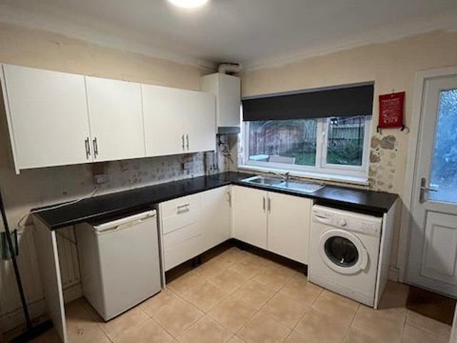 Room at Gladstone Street, Newsham