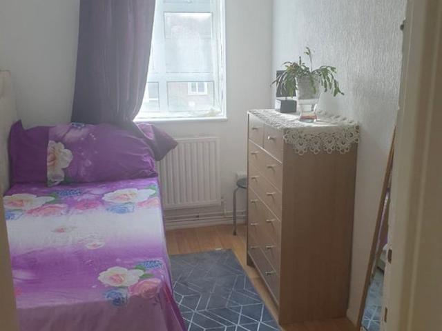 Room at Glazebrook Close, Greater London