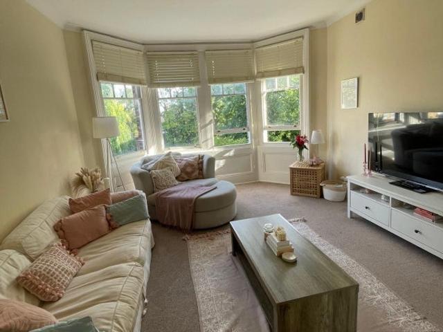 Room at Gleneldon Road, Greater London