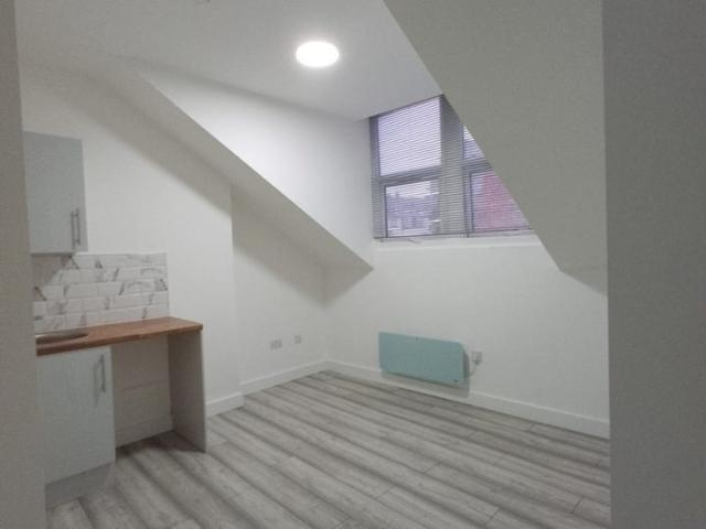 Room at Gleneldon Road, Greater London