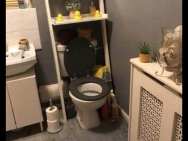 Room at Glenfield Road, Leicester