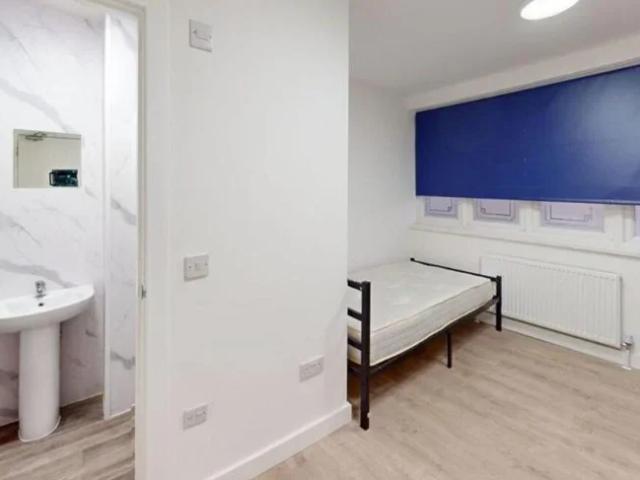Room at Glenister Park Road, Greater London