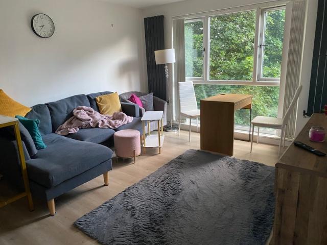 Room at Gleadless Road, Sheffield
