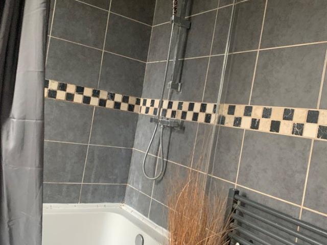 Room at Glebelands Avenue, Greater London
