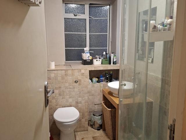 Room at Gliddon Road, Greater London