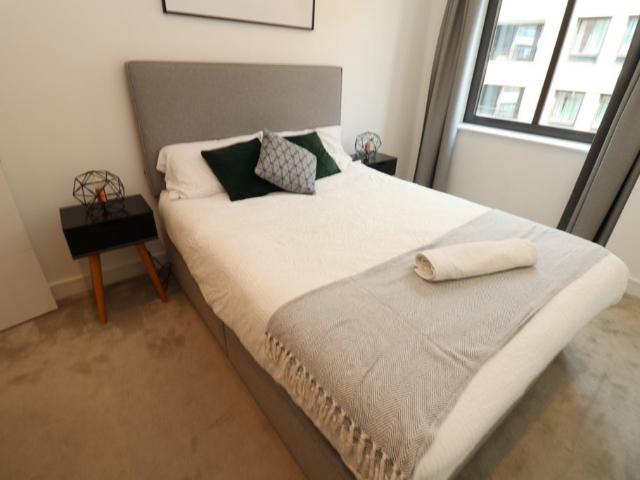 Room at Globe Road, Greater London