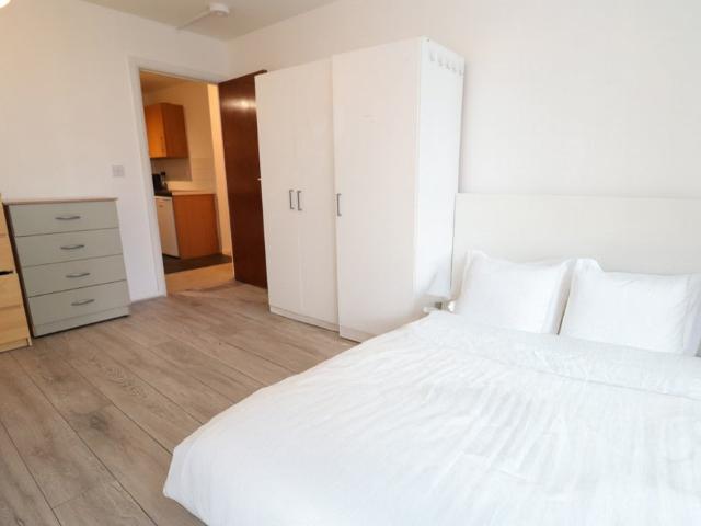 Room at Globe Road, Greater London