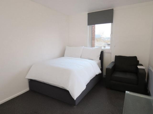 Room at Globe Road, Greater London