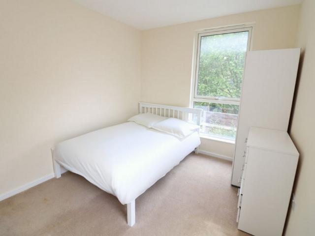 Room at Globe Road, Greater London