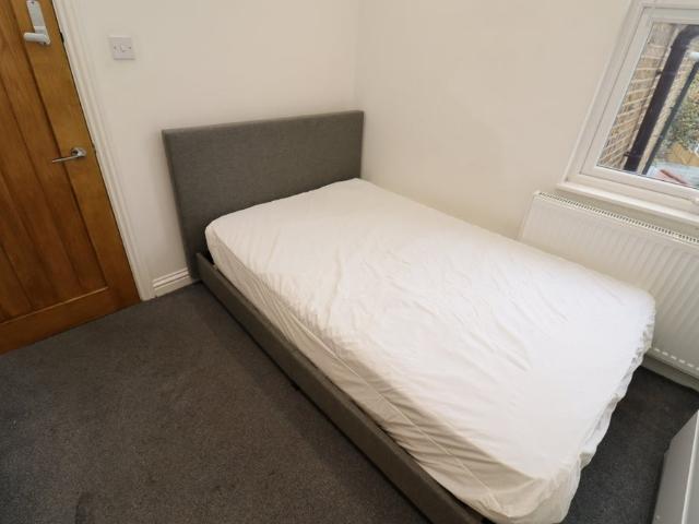 Room at Globe Road, Greater London