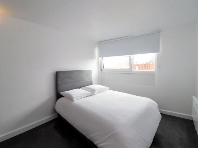 Room at Globe Road, Greater London