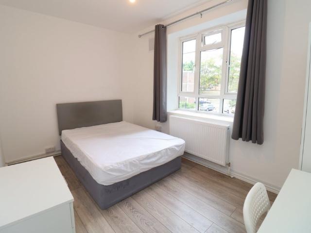 Room at Globe Road, Greater London