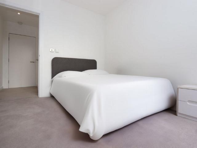 Room at Globe Road, Greater London
