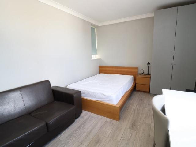 Room at Globe Road, Greater London