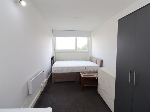 Room at Globe Road, Greater London