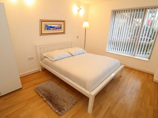 Room at Globe Road, Greater London
