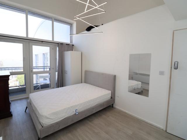 Room at Globe Road, Greater London