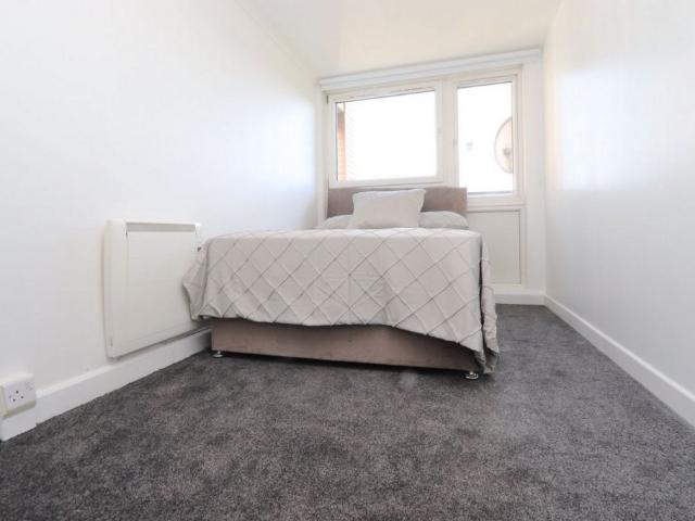 Room at Globe Road, Greater London