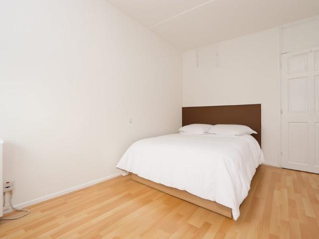 Room at Globe Road, Greater London