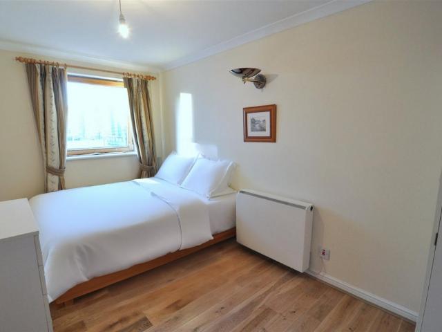 Room at Globe Road, Greater London