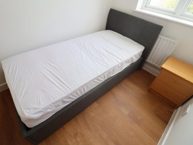 Room at Globe Road, Greater London