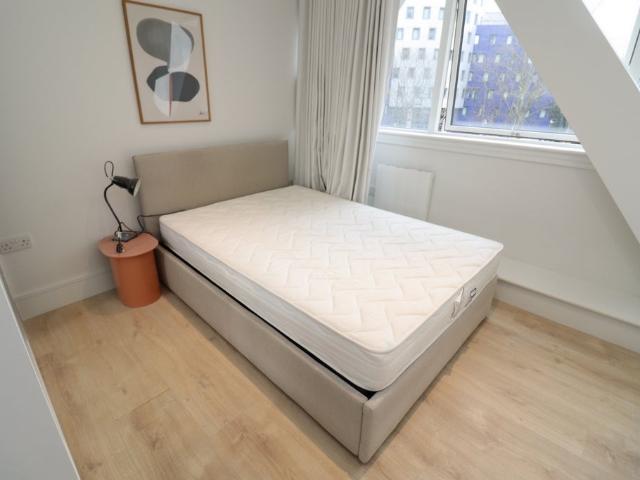 Room at Globe Road, Greater London